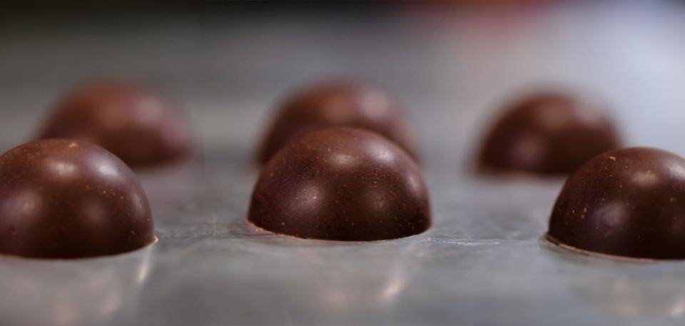 What is Chocolate Bloom? How to Fix & Prevent It