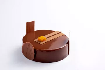 Modern petit-gateaux | callebaut.com